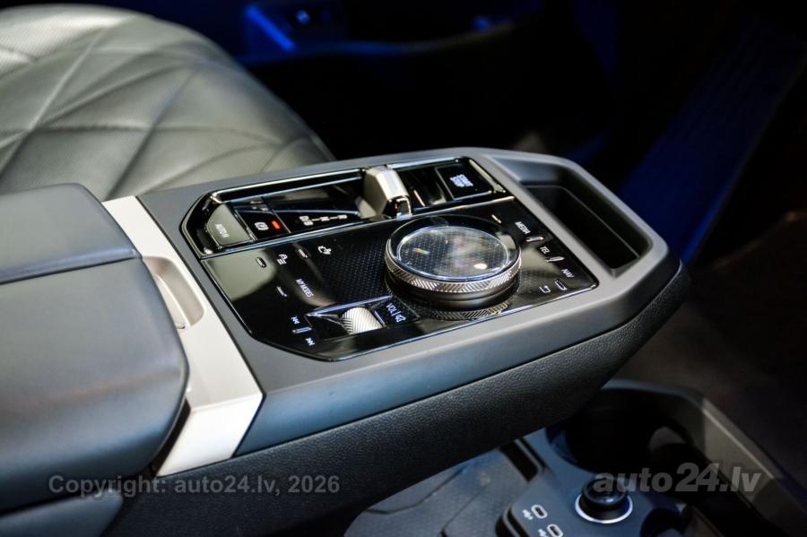 Pelēks BMW iX 2022 Tallina, ar dzinēja tilpumu 0.00 L un nobraukumu 81 tūkst. km par 46900 €, foto 11 vietnē AUTOMOTO.COM.LV