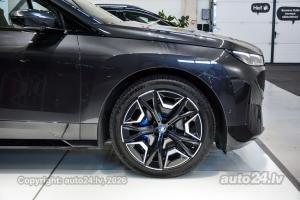 Grey BMW iX 2022 in Tallinn, with an engine capacity of 0.00 L and mileage of 81 thousand km for 46900 €, photo 8 on AUTOMOTO.COM.LV