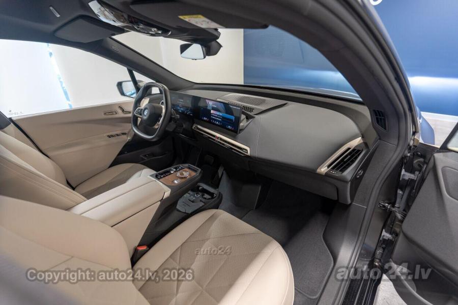 Серый БМВ iX 2023 в Таллин, объемом двигателя 0.00 л и пробегом 37 тыс. км за 48900 €, фото 8 на AUTOMOTO.COM.LV