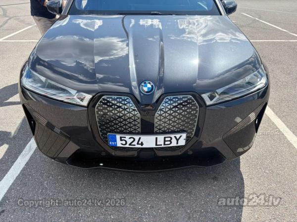 Pelēks BMW iX 2023 Tallina, ar dzinēja tilpumu 0.00 L un nobraukumu 52 tūkst. km par 53500 €, foto 6 vietnē AUTOMOTO.COM.LV