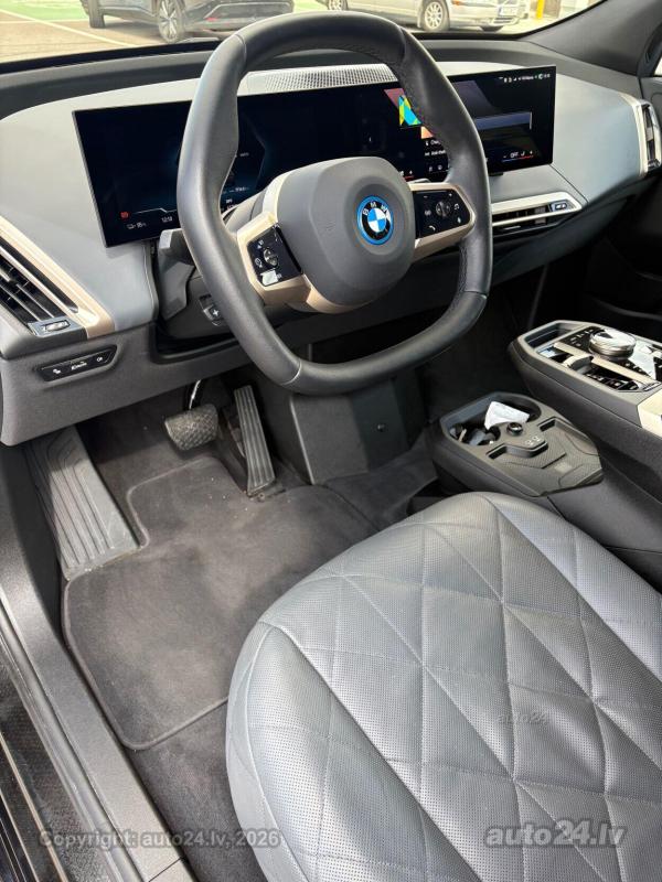 Pelēks BMW iX 2023 Tallina, ar dzinēja tilpumu 0.00 L un nobraukumu 52 tūkst. km par 53500 €, foto 8 vietnē AUTOMOTO.COM.LV