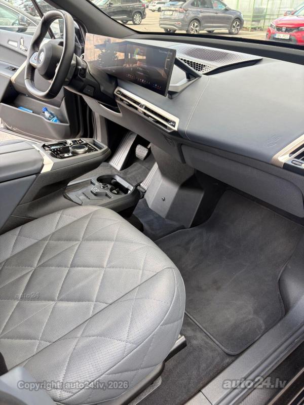 Pelēks BMW iX 2023 Tallina, ar dzinēja tilpumu 0.00 L un nobraukumu 52 tūkst. km par 53500 €, foto 11 vietnē AUTOMOTO.COM.LV