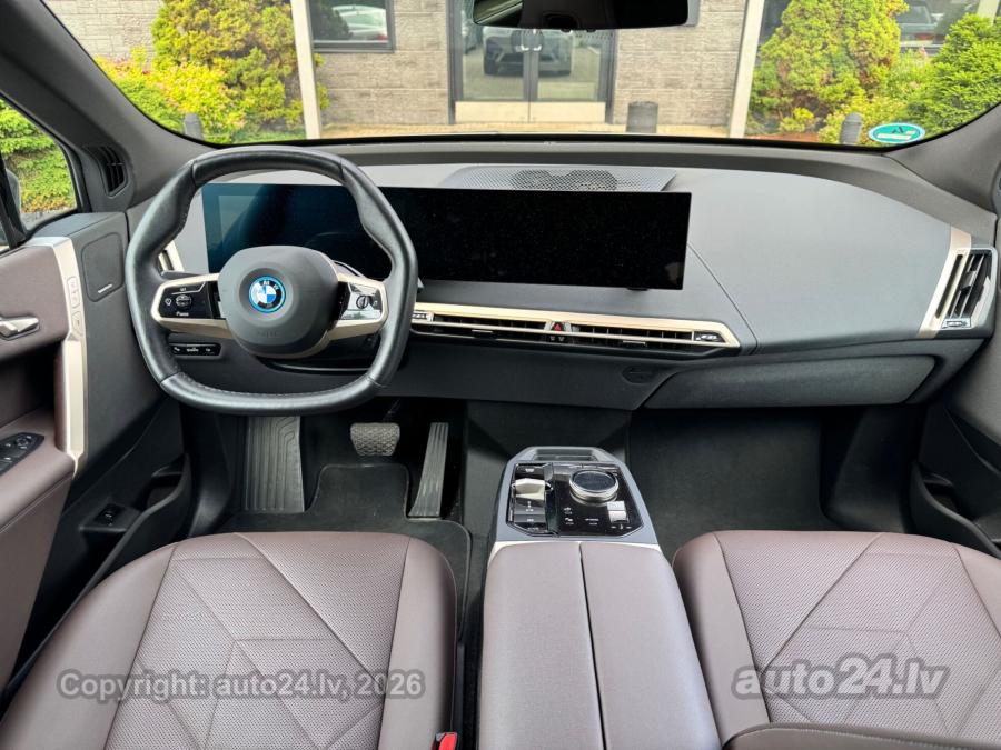 Pelēks BMW iX 2023 Tallina, ar dzinēja tilpumu 0.00 L un nobraukumu 35 tūkst. km par 51900 €, foto 11 vietnē AUTOMOTO.COM.LV