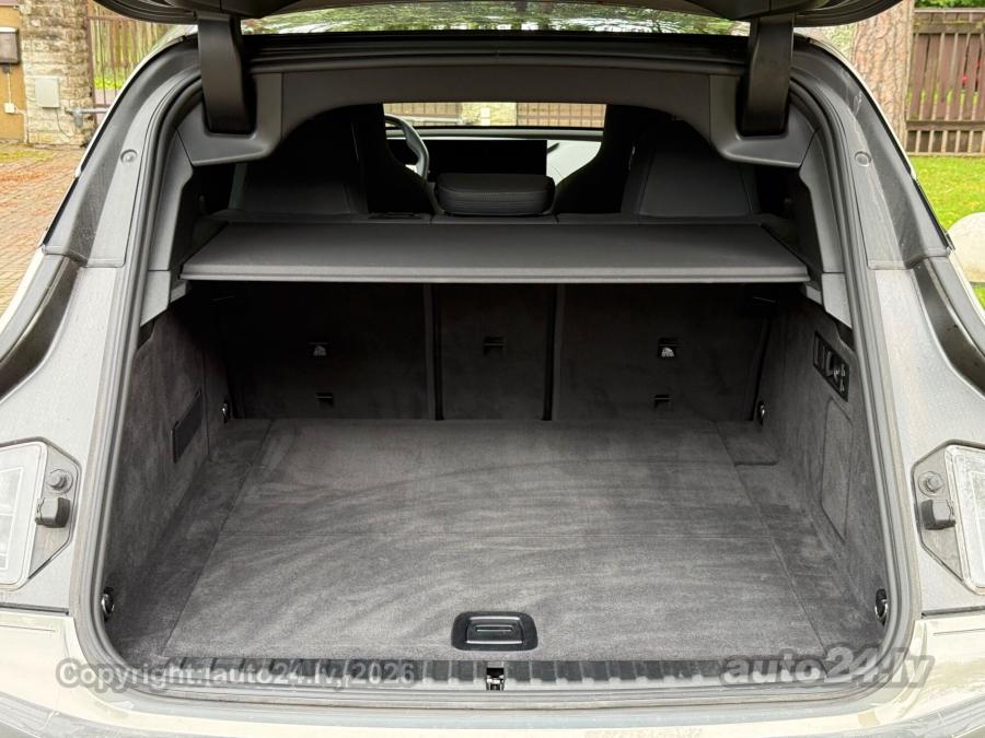 Grey BMW iX 2025 in Tallinn, with an engine capacity of 0.00 L and mileage of 18 thousand km for 77980 €, photo 16 on AUTOMOTO.COM.LV