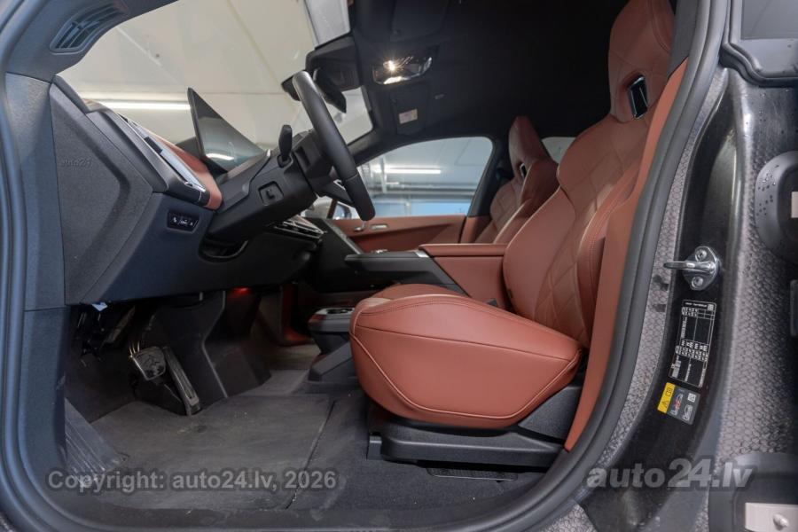 Pelēks BMW iX 2026 Tallina, ar dzinēja tilpumu 0.00 L un nobraukumu 5 tūkst. km par 102790 €, foto 14 vietnē AUTOMOTO.COM.LV