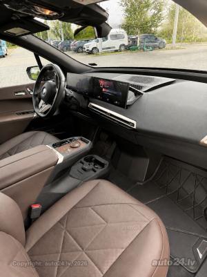 Red BMW iX 2022 in Tartu, with an engine capacity of 0.00 L and mileage of 64 thousand km for 66000 €, photo 10 on AUTOMOTO.COM.LV
