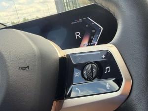 Sarkans BMW iX 2023 Viļņa, ar dzinēja tilpumu 0.00 L un nobraukumu 33 tūkst. km par 57000 €, foto 21 vietnē AUTOMOTO.COM.LV