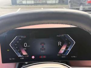 Красный БМВ iX 2023 в Вильнюс, объемом двигателя 0.00 л и пробегом 33 тыс. км за 67000 €, фото 16 на AUTOMOTO.COM.LV