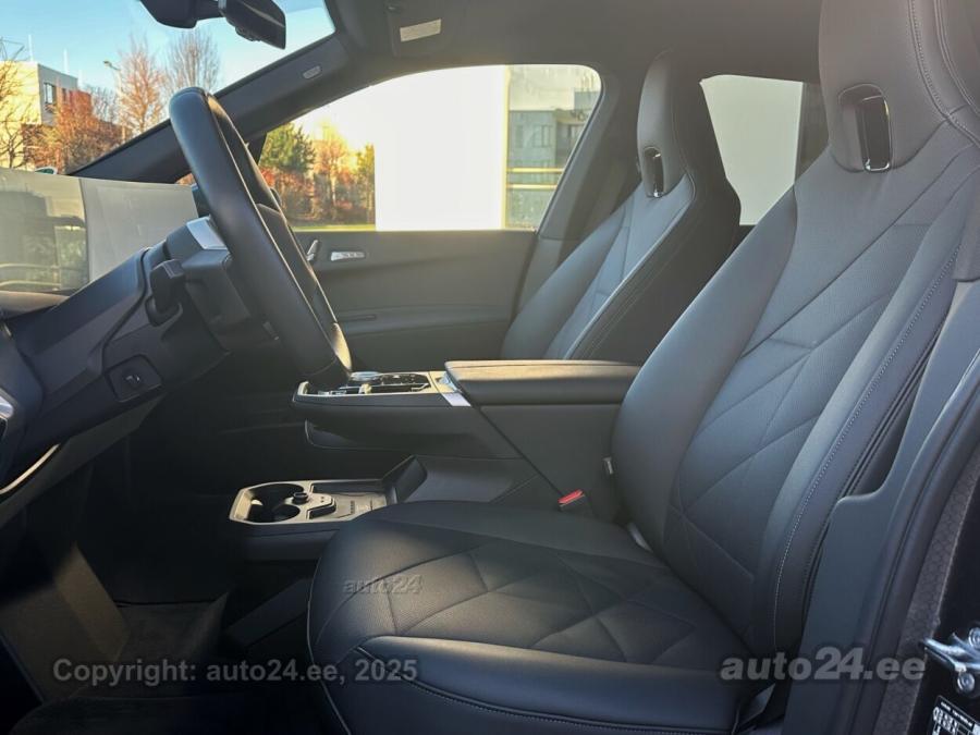 BMW iX 2024 Rīga, ar dzinēja tilpumu 0.00 L un nobraukumu 16 tūkst. km par 57900 €, foto 22 vietnē AUTOMOTO.COM.LV