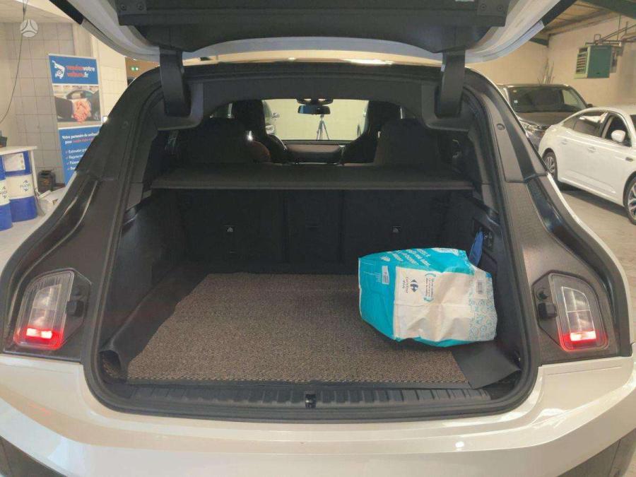 White BMW iX 2022 in Vilnius, with an engine capacity of 0.00 L and mileage of 48 thousand km for 49790 €, photo 14 on AUTOMOTO.COM.LV