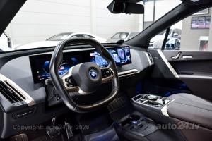 Белый БМВ iX 2022 в Таллин, объемом двигателя 0.00 л и пробегом 107 тыс. км за 42000 €, фото 8 на AUTOMOTO.COM.LV