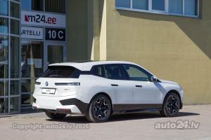 Balts BMW iX 2023 Tallina, ar dzinēja tilpumu 0.00 L un nobraukumu 25 tūkst. km par 66990 €, foto 5 vietnē AUTOMOTO.COM.LV