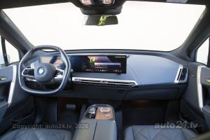 Balts BMW iX 2023 Tallina, ar dzinēja tilpumu 0.00 L un nobraukumu 25 tūkst. km par 66990 €, foto 13 vietnē AUTOMOTO.COM.LV