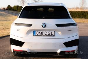 Balts BMW iX 2021 Tallina, ar dzinēja tilpumu 0.00 L un nobraukumu 155 tūkst. km par 43000 €, foto 6 vietnē AUTOMOTO.COM.LV