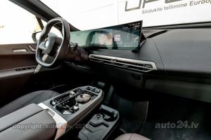 Balts BMW iX 2022 Pērnava, ar dzinēja tilpumu 0.00 L un nobraukumu 72 tūkst. km par 44900 €, foto 16 vietnē AUTOMOTO.COM.LV