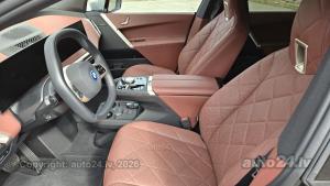 Balts BMW iX 2023 Tallina, ar dzinēja tilpumu 0.00 L un nobraukumu 40 tūkst. km par 49900 €, foto 10 vietnē AUTOMOTO.COM.LV