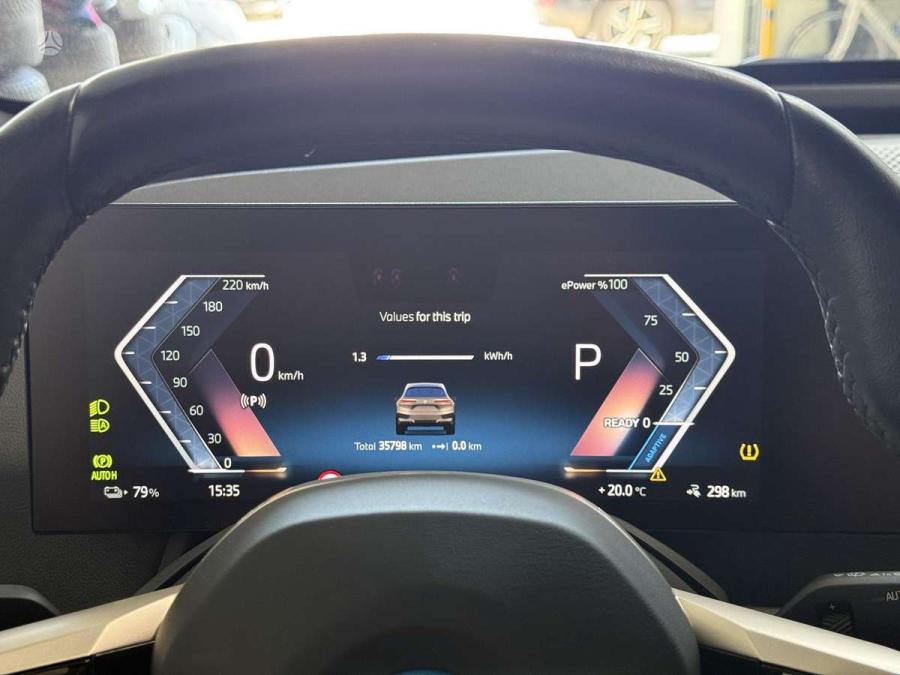 Yellow BMW iX 2023 in Vilnius, with an engine capacity of 0.00 L and mileage of 36 thousand km for 49950 €, photo 19 on AUTOMOTO.COM.LV