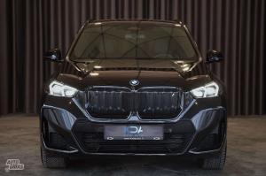 Melns BMW iX1 2023 Marijampole, ar dzinēja tilpumu 0.00 L un nobraukumu 81 tūkst. km par 32950 €, foto 11 vietnē AUTOMOTO.COM.LV