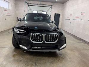 Melns BMW iX1 2023 Marijampole, ar dzinēja tilpumu 0.00 L un nobraukumu 86 tūkst. km par 18997 €, foto 3 vietnē AUTOMOTO.COM.LV