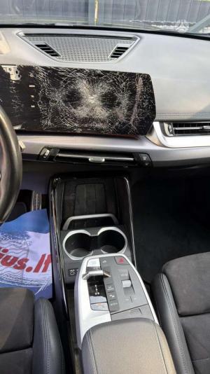 Melns BMW iX1 2023 Jonava, ar dzinēja tilpumu 0.00 L un nobraukumu 68 tūkst. km par 24300 €, foto 24 vietnē AUTOMOTO.COM.LV