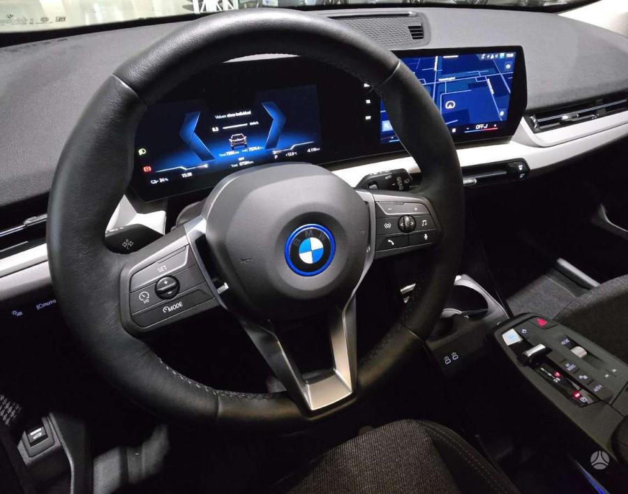 Melns BMW iX1 2025 Šauļi, ar dzinēja tilpumu 0.00 L un nobraukumu 8 tūkst. km par 34900 €, foto 26 vietnē AUTOMOTO.COM.LV