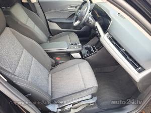 Melns BMW iX1 2025 Tallina, ar dzinēja tilpumu 0.00 L un nobraukumu 7 tūkst. km par 39900 €, foto 6 vietnē AUTOMOTO.COM.LV