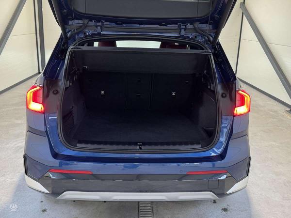 Zils BMW iX1 2024 Šauļi, ar dzinēja tilpumu 0.00 L un nobraukumu 56 tūkst. km par 32800 €, foto 10 vietnē AUTOMOTO.COM.LV