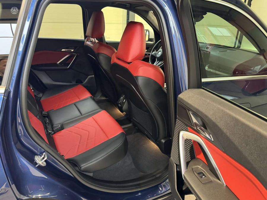 Zils BMW iX1 2024 Šauļi, ar dzinēja tilpumu 0.00 L un nobraukumu 56 tūkst. km par 32800 €, foto 16 vietnē AUTOMOTO.COM.LV
