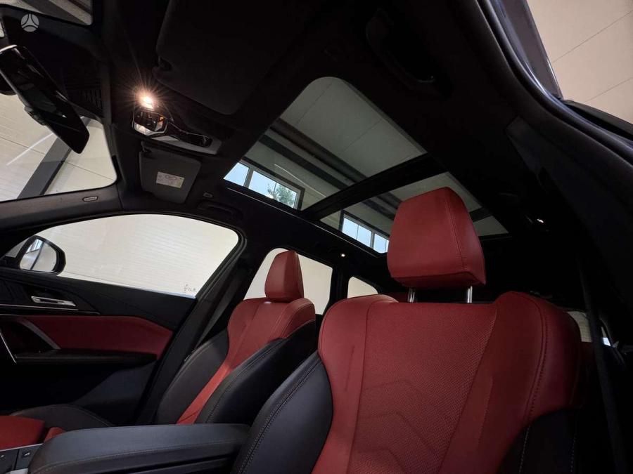 Zils BMW iX1 2024 Šauļi, ar dzinēja tilpumu 0.00 L un nobraukumu 56 tūkst. km par 32800 €, foto 18 vietnē AUTOMOTO.COM.LV