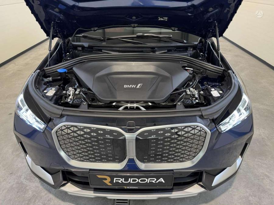 Zils BMW iX1 2024 Šauļi, ar dzinēja tilpumu 0.00 L un nobraukumu 56 tūkst. km par 32800 €, foto 19 vietnē AUTOMOTO.COM.LV
