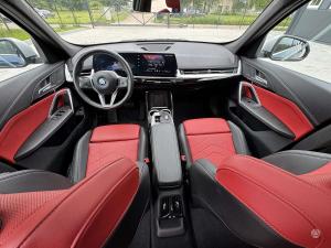 Zils BMW iX1 2024 Šauļi, ar dzinēja tilpumu 0.00 L un nobraukumu 56 tūkst. km par 32800 €, foto 38 vietnē AUTOMOTO.COM.LV