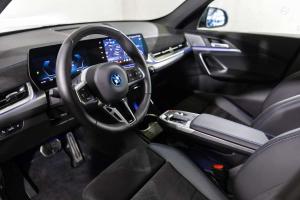 BMW iX1 2026 Viļņa, ar dzinēja tilpumu 0.00 L un nobraukumu 3 tūkst. km par 50991 €, foto 18 vietnē AUTOMOTO.COM.LV