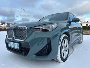 Pelēks BMW iX1 2024 Rīga, ar dzinēja tilpumu 0.00 L un nobraukumu 23 tūkst. km par 40500 €, foto 3 vietnē AUTOMOTO.COM.LV