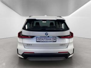 Balts BMW iX1 2023 Viļņa, ar dzinēja tilpumu 0.00 L un nobraukumu 145 tūkst. km par 26015 €, foto 6 vietnē AUTOMOTO.COM.LV