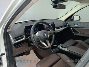 Balts BMW iX1 2023 Tallina, ar dzinēja tilpumu 0.00 L un nobraukumu 52 tūkst. km par 36900 €, foto 8 vietnē AUTOMOTO.COM.LV