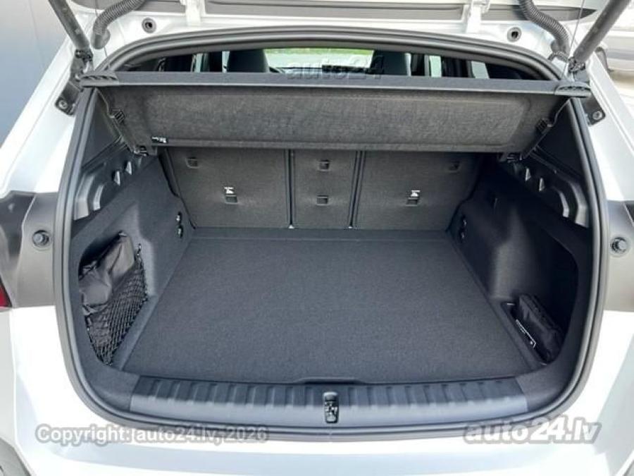 Balts BMW iX1 2023 Tallina, ar dzinēja tilpumu 0.00 L un nobraukumu 44 tūkst. km par 44900 €, foto 14 vietnē AUTOMOTO.COM.LV