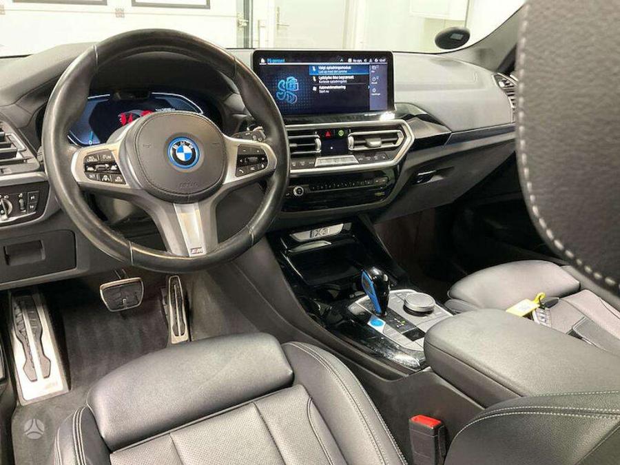 Melns BMW iX3 2022 Viļņa, ar dzinēja tilpumu 0.00 L un nobraukumu 145 tūkst. km par 34700 €, foto 6 vietnē AUTOMOTO.COM.LV