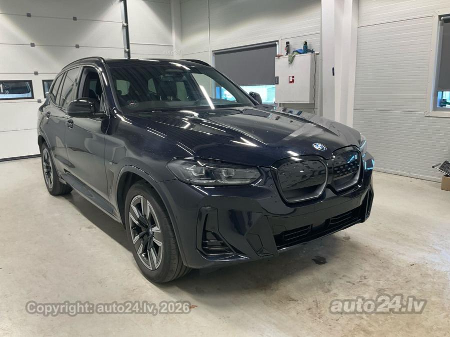 Black BMW iX3 2022 in Tartu, with an engine capacity of 0.00 L and mileage of 111 thousand km for 38900 €, photo 3 on AUTOMOTO.COM.LV