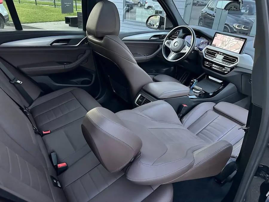 Melns BMW iX3 2023 Jelgava, ar dzinēja tilpumu 0.00 L un nobraukumu 160 tūkst. km par 32500 €, foto 9 vietnē AUTOMOTO.COM.LV