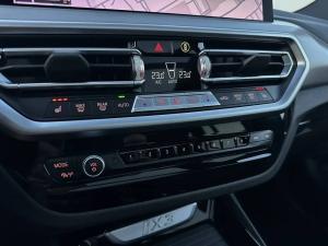 Melns BMW iX3 2023 Jelgava, ar dzinēja tilpumu 0.00 L un nobraukumu 160 tūkst. km par 32500 €, foto 22 vietnē AUTOMOTO.COM.LV