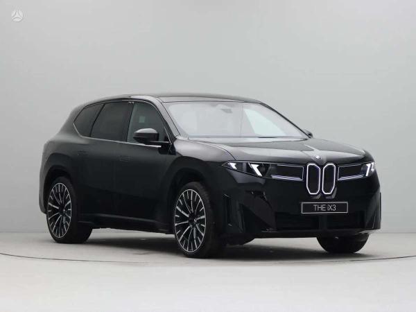 Черный БМВ iX3 2026 в Тукумс, объемом двигателя 0.00 л и пробегом 5 тыс. км за 88800 €, фото 1 на AUTOMOTO.COM.LV