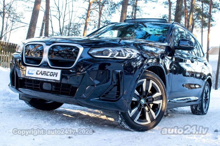 Zils BMW iX3 2022 Tallina, ar dzinēja tilpumu 0.00 L un nobraukumu 49 tūkst. km par 44990 €, foto 1 vietnē AUTOMOTO.COM.LV