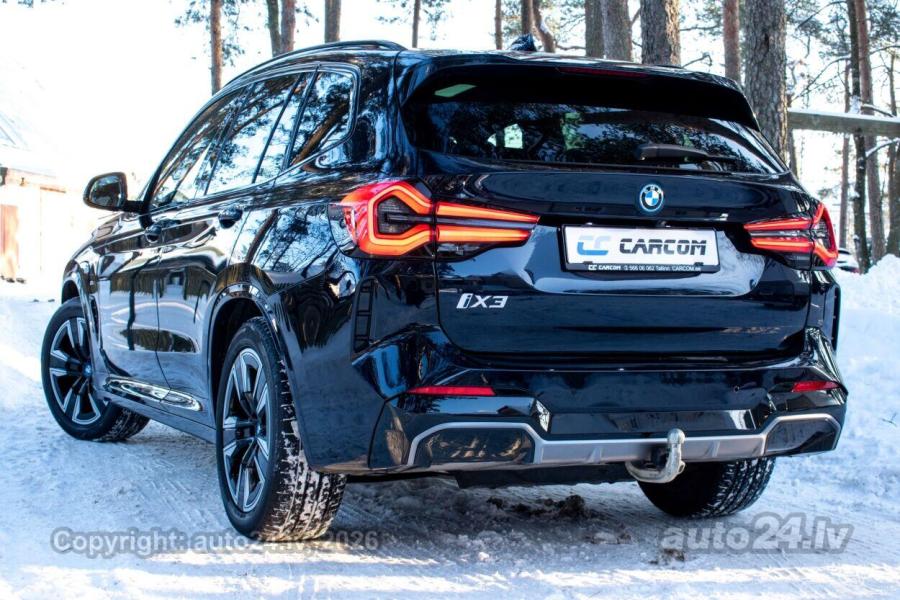 Zils BMW iX3 2022 Tallina, ar dzinēja tilpumu 0.00 L un nobraukumu 49 tūkst. km par 44990 €, foto 7 vietnē AUTOMOTO.COM.LV