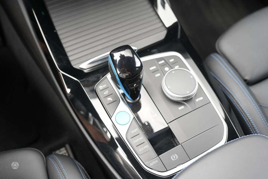 Zils BMW iX3 2022 Viļņa, ar dzinēja tilpumu 0.00 L un nobraukumu 102 tūkst. km par 30650 €, foto 40 vietnē AUTOMOTO.COM.LV