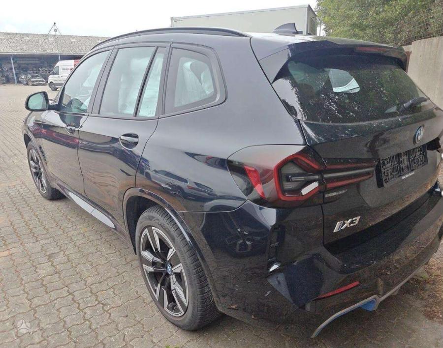 Zils BMW iX3 2023 Kauņa, ar dzinēja tilpumu 0.00 L un nobraukumu 55 tūkst. km par 21990 €, foto 1 vietnē AUTOMOTO.COM.LV
