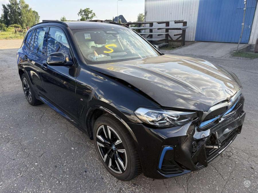 Blue BMW iX3 2023 in Kaunas, with an engine capacity of 0.00 L and mileage of 55 thousand km for 22490 €, photo 3 on AUTOMOTO.COM.LV