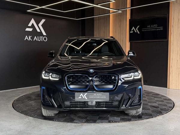 Синий БМВ iX3 2023 в Каунас, объемом двигателя 0.00 л и пробегом 20 тыс. км за 37990 €, фото 4 на AUTOMOTO.COM.LV