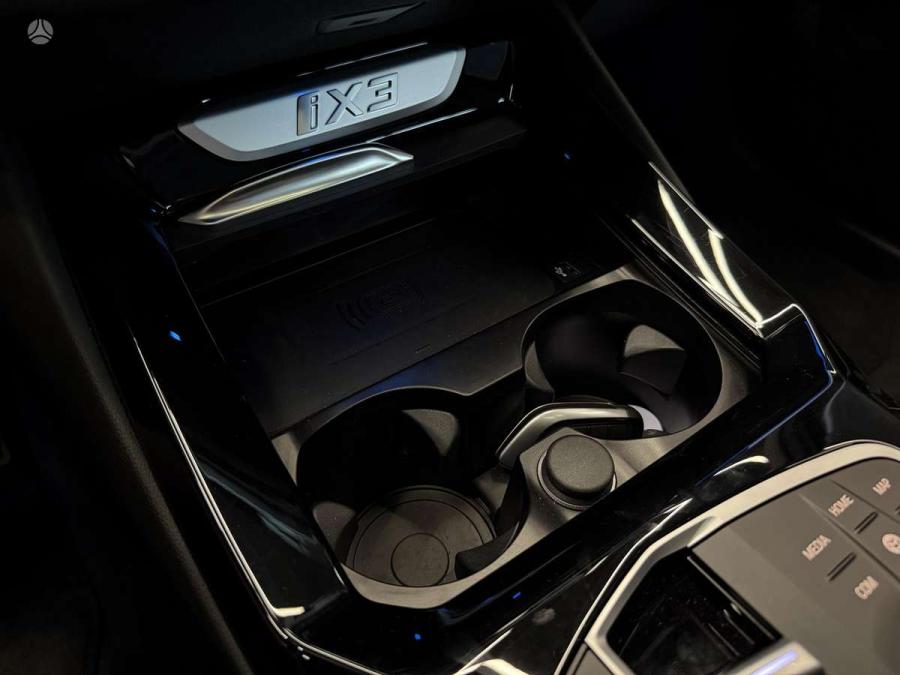 Синий БМВ iX3 2023 в Каунас, объемом двигателя 0.00 л и пробегом 20 тыс. км за 37990 €, фото 22 на AUTOMOTO.COM.LV
