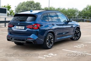 Zils BMW iX3 2021 Tallina, ar dzinēja tilpumu 0.00 L un nobraukumu 146 tūkst. km par 34900 €, foto 4 vietnē AUTOMOTO.COM.LV