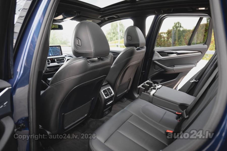 Zils BMW iX3 2021 Tallina, ar dzinēja tilpumu 0.00 L un nobraukumu 146 tūkst. km par 34900 €, foto 9 vietnē AUTOMOTO.COM.LV